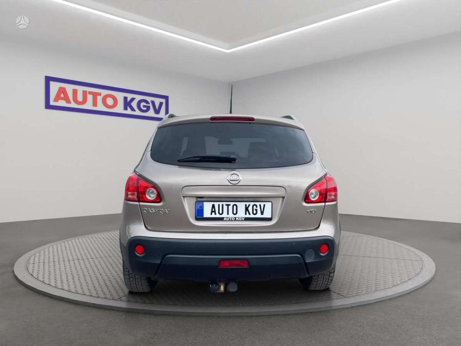 Brūns Nissan Qashqai 2010 Viļņa, ar dzinēja tilpumu 2.00 L un nobraukumu 251 tūkst. km par 5999 €, foto 5 vietnē AUTOMOTO.COM.LV