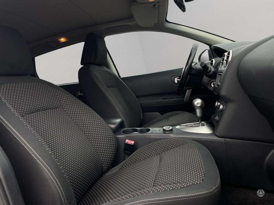 Brūns Nissan Qashqai 2010 Viļņa, ar dzinēja tilpumu 2.00 L un nobraukumu 251 tūkst. km par 5999 €, foto 9 vietnē AUTOMOTO.COM.LV