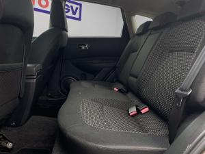 Brūns Nissan Qashqai 2010 Viļņa, ar dzinēja tilpumu 2.00 L un nobraukumu 251 tūkst. km par 5999 €, foto 11 vietnē AUTOMOTO.COM.LV