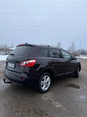 Brūns Nissan Qashqai 2011 Rīga, ar dzinēja tilpumu 2.00 L un nobraukumu 233 tūkst. km par 5800 €, foto 8 vietnē AUTOMOTO.COM.LV