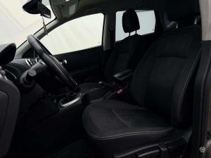 Brown Nissan Qashqai 2011 in Vilnius, with an engine capacity of 1.56 L and mileage of 256 thousand km for 4150 €, photo 10 on AUTOMOTO.COM.LV