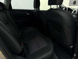 Brown Nissan Qashqai 2011 in Vilnius, with an engine capacity of 1.56 L and mileage of 256 thousand km for 4150 €, photo 13 on AUTOMOTO.COM.LV