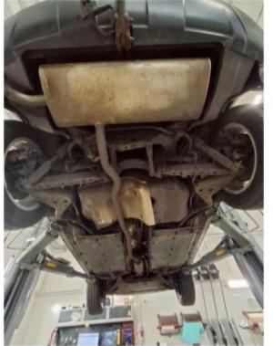 Brown Nissan Qashqai 2011 in Jurbarkas, with an engine capacity of 1.46 L and mileage of 150 thousand km for 4700 €, photo 9 on AUTOMOTO.COM.LV