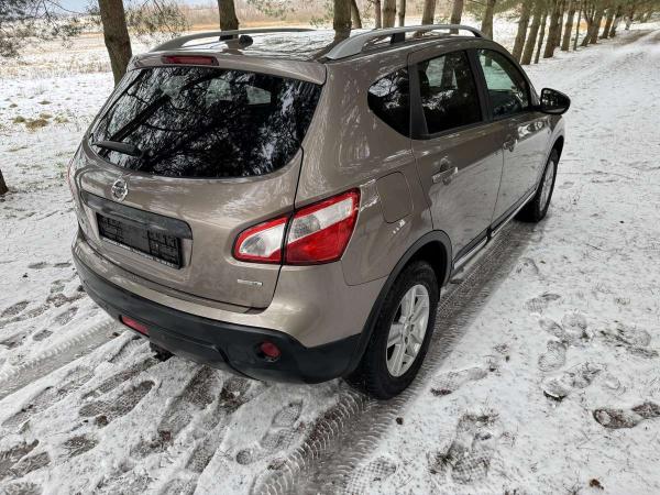 Brown Nissan Qashqai 2012 in Alytus, with an engine capacity of 1.60 L and mileage of 264 thousand km for 5350 €, photo 9 on AUTOMOTO.COM.LV
