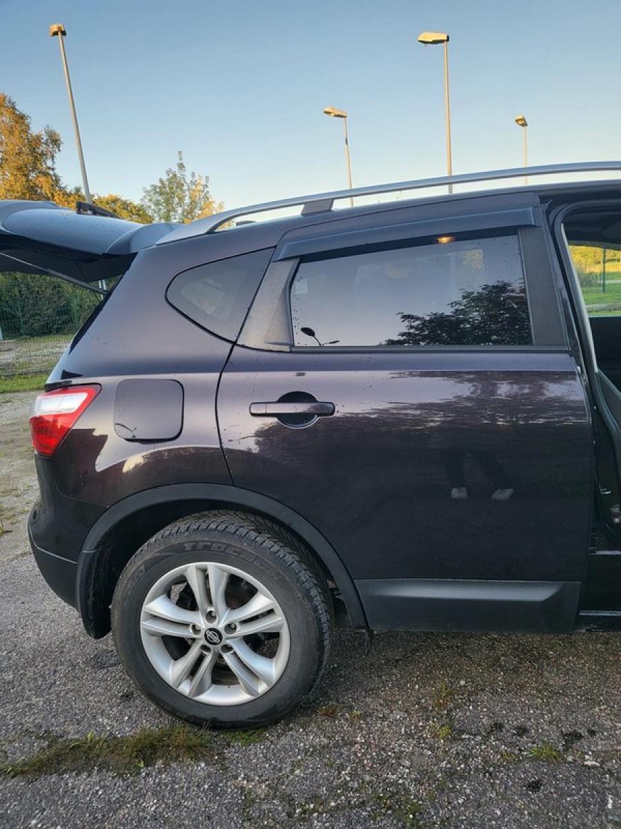 Brūns Nissan Qashqai 2012 Kohtla-Jerve, ar dzinēja tilpumu 1.60 L un nobraukumu 198 tūkst. km par 6000 €, foto 14 vietnē AUTOMOTO.COM.LV