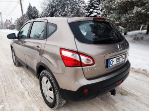 Brūns Nissan Qashqai 2013 Mažeikiai, ar dzinēja tilpumu 1.50 L un nobraukumu 219 tūkst. km par 6200 €, foto 24 vietnē AUTOMOTO.COM.LV
