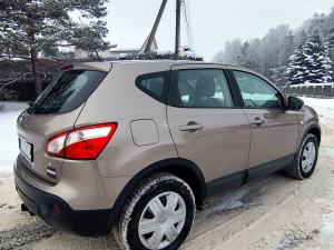 Brown Nissan Qashqai 2013 in Mazeikiai, with an engine capacity of 1.50 L and mileage of 219 thousand km for 6200 €, photo 18 on AUTOMOTO.COM.LV