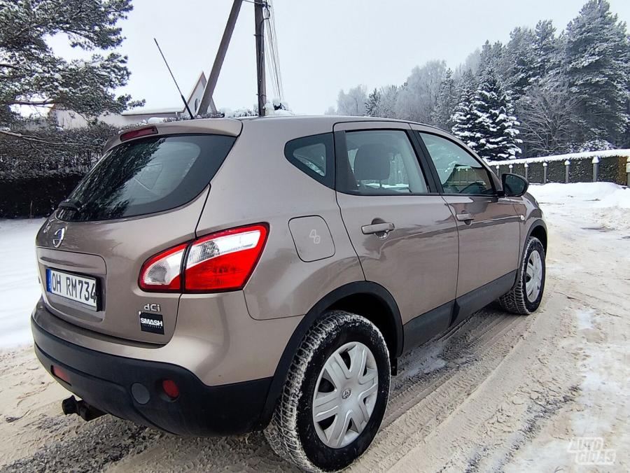 Brown Nissan Qashqai 2013 in Mazeikiai, with an engine capacity of 1.50 L and mileage of 219 thousand km for 6200 €, photo 26 on AUTOMOTO.COM.LV