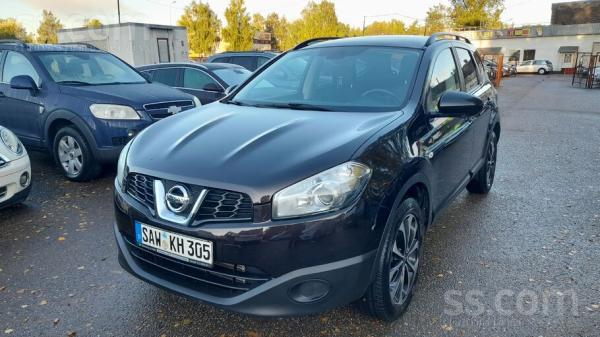 Nissan Qashqai 2013 Rīga vietnē Brūns Nissan Qashqai 2013 Rīga, ar dzinēja tilpumu 1.60 L un nobraukumu 220 tūkst. km par 5900 €, foto 3 vietnē AUTOMOTO.COM.LV