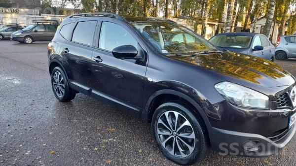 Nissan Qashqai 2013 Rīga vietnē Brūns Nissan Qashqai 2013 Rīga, ar dzinēja tilpumu 1.60 L un nobraukumu 220 tūkst. km par 5900 €, foto 7 vietnē AUTOMOTO.COM.LV