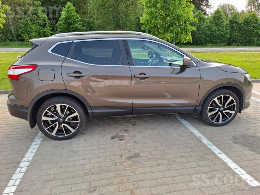 Brown Nissan Qashqai 2014 in Riga, with an engine capacity of 1.20 L and mileage of 97 thousand km for 4300 €, photo 1 on AUTOMOTO.COM.LV