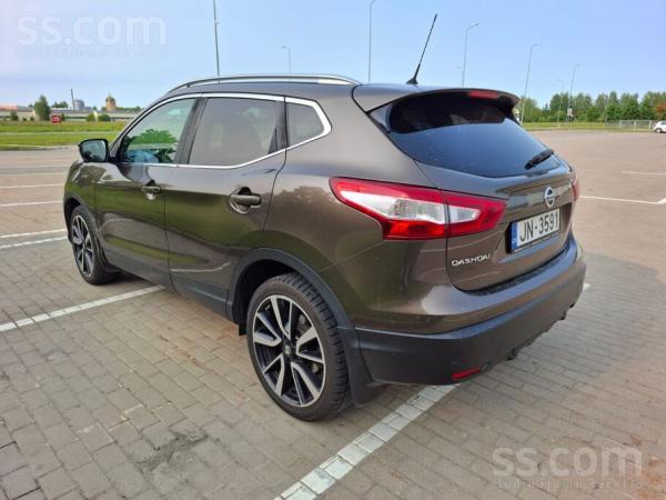 Brown Nissan Qashqai 2014 in Riga, with an engine capacity of 1.20 L and mileage of 97 thousand km for 5290 €, photo 6 on AUTOMOTO.COM.LV