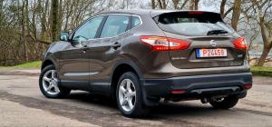 Brown Nissan Qashqai 2014 in Prienai, with an engine capacity of 1.60 L and mileage of 330 thousand km for 7950 €, photo 3 on AUTOMOTO.COM.LV