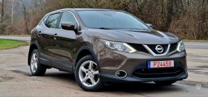 Brown Nissan Qashqai 2014 in Prienai, with an engine capacity of 1.60 L and mileage of 330 thousand km for 7950 €, photo 7 on AUTOMOTO.COM.LV