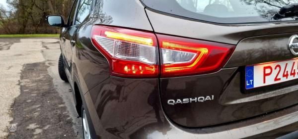 Brūns Nissan Qashqai 2014 Prienai, ar dzinēja tilpumu 1.60 L un nobraukumu 330 tūkst. km par 7950 €, foto 9 vietnē AUTOMOTO.COM.LV