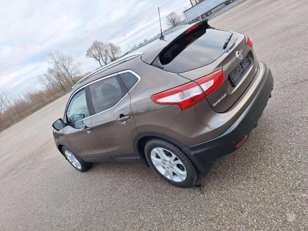 Brūns Nissan Qashqai 2014 Marijampole, ar dzinēja tilpumu 1.20 L un nobraukumu 142 tūkst. km par 6999 €, foto 6 vietnē AUTOMOTO.COM.LV