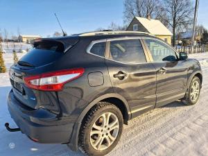 Brown Nissan Qashqai 2014 in Raseiniai, with an engine capacity of 1.46 L and mileage of 206 thousand km for 6999 €, photo 2 on AUTOMOTO.COM.LV