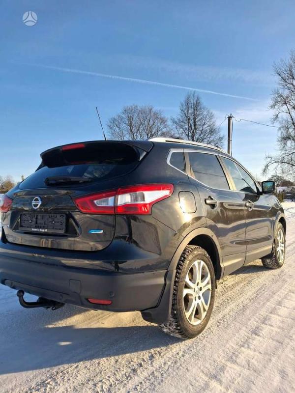 Brown Nissan Qashqai 2014 in Raseiniai, with an engine capacity of 1.46 L and mileage of 206 thousand km for 6999 €, photo 4 on AUTOMOTO.COM.LV