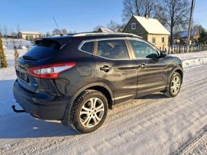 Brown Nissan Qashqai 2014 in Raseiniai, with an engine capacity of 1.46 L and mileage of 206 thousand km for 6999 €, photo 17 on AUTOMOTO.COM.LV