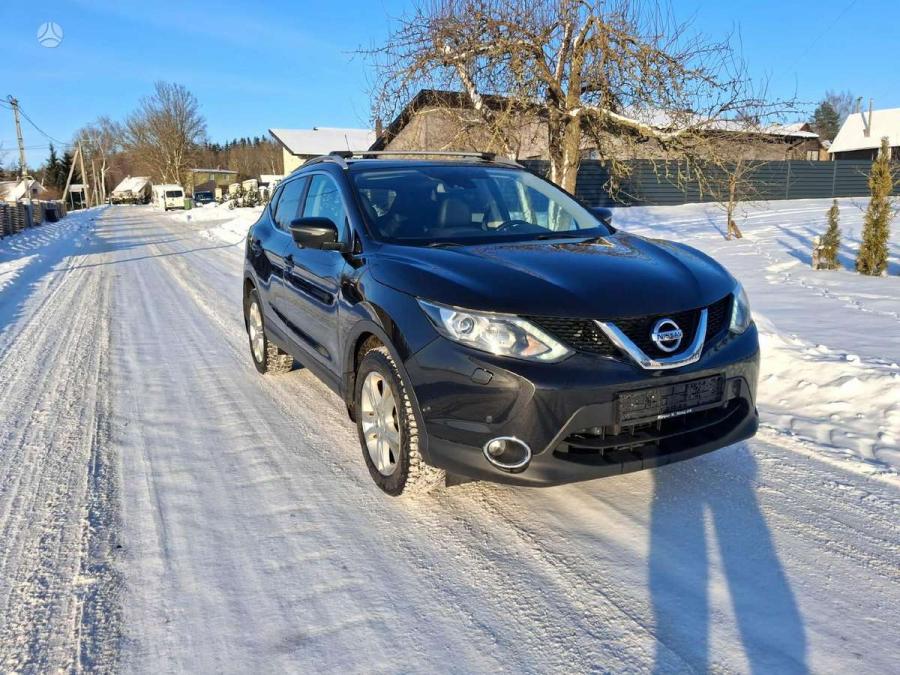 Brown Nissan Qashqai 2014 in Raseiniai, with an engine capacity of 1.46 L and mileage of 206 thousand km for 6999 €, photo 18 on AUTOMOTO.COM.LV