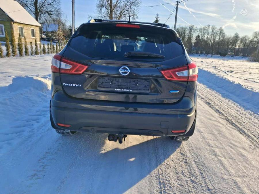 Brown Nissan Qashqai 2014 in Raseiniai, with an engine capacity of 1.46 L and mileage of 206 thousand km for 6999 €, photo 19 on AUTOMOTO.COM.LV