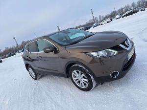 Brown Nissan Qashqai 2014 in Marijampole, with an engine capacity of 1.46 L and mileage of 219 thousand km for 7599 €, photo 3 on AUTOMOTO.COM.LV