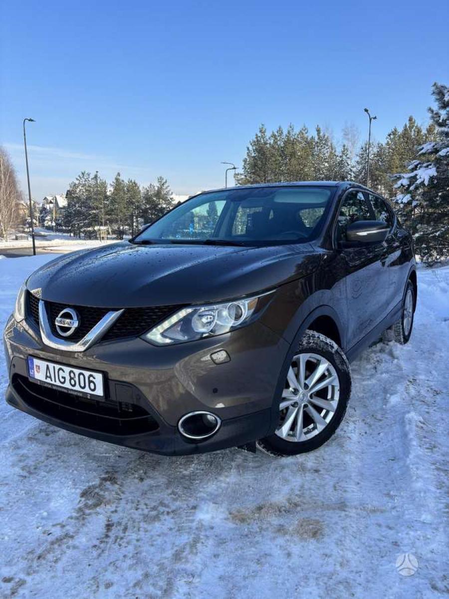 Brown Nissan Qashqai 2014 in Vilnius, with an engine capacity of 1.60 L and mileage of 170 thousand km for 7950 €, photo 1 on AUTOMOTO.COM.LV