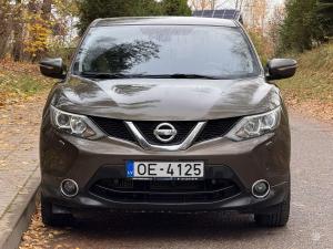 Brūns Nissan Qashqai 2014 Viļņa, ar dzinēja tilpumu 1.60 L un nobraukumu 230 tūkst. km par 5999 €, foto  vietnē AUTOMOTO.COM.LV