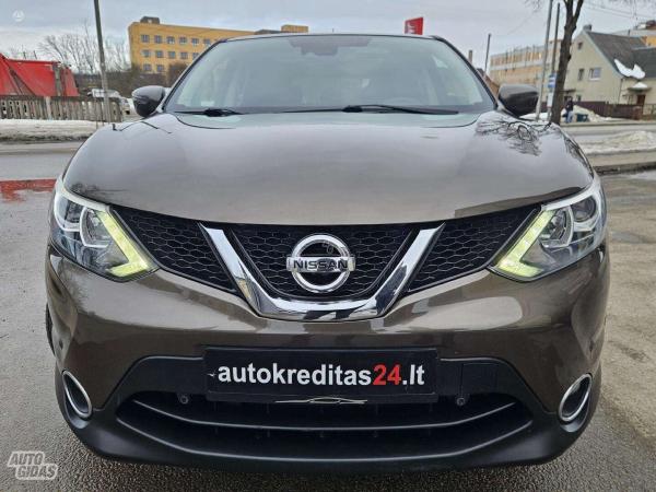 Brown Nissan Qashqai 2014 in Siauliai, with an engine capacity of 1.20 L and mileage of 176 thousand km for 7950 €, photo 2 on AUTOMOTO.COM.LV