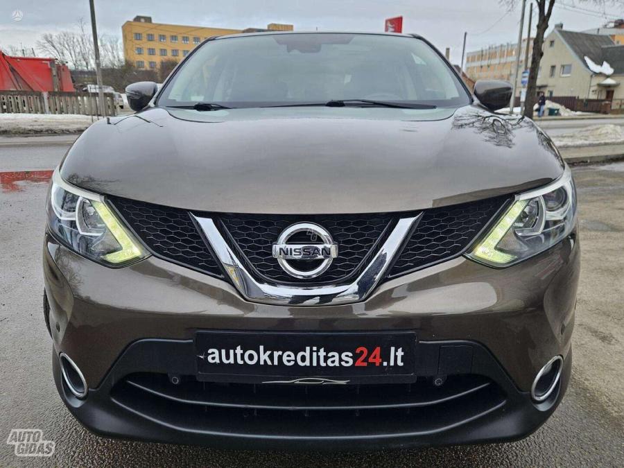 Brown Nissan Qashqai 2014 in Siauliai, with an engine capacity of 1.20 L and mileage of 176 thousand km for 7950 €, photo 2 on AUTOMOTO.COM.LV