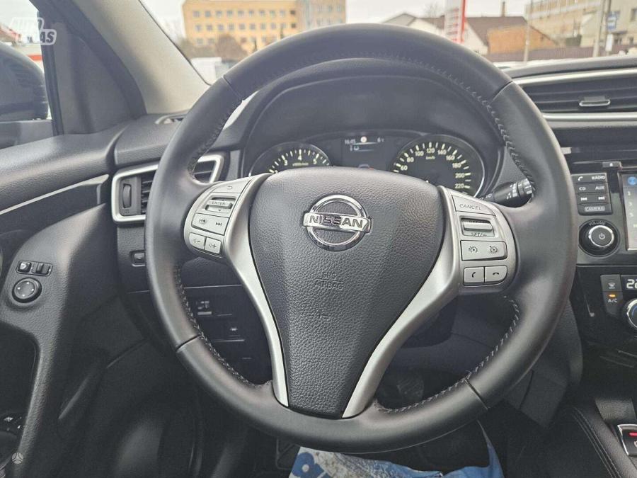 Brown Nissan Qashqai 2014 in Siauliai, with an engine capacity of 1.20 L and mileage of 176 thousand km for 7950 €, photo 21 on AUTOMOTO.COM.LV