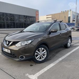 Brown Nissan Qashqai 2014 in Siauliai, with an engine capacity of 1.60 L and mileage of 170 thousand km for 7999 €, photo  on AUTOMOTO.COM.LV