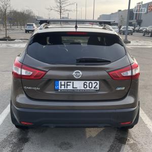 Brūns Nissan Qashqai 2014 Šauļi, ar dzinēja tilpumu 1.60 L un nobraukumu 170 tūkst. km par 7999 €, foto 5 vietnē AUTOMOTO.COM.LV