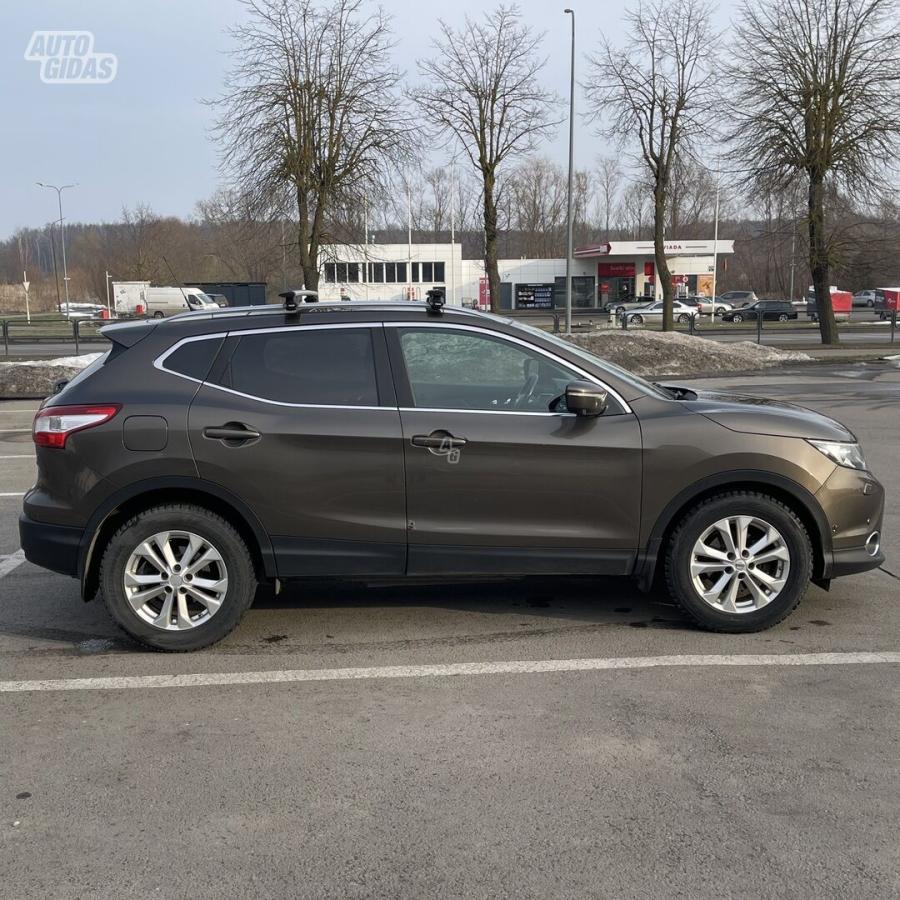 Brūns Nissan Qashqai 2014 Šauļi, ar dzinēja tilpumu 1.60 L un nobraukumu 170 tūkst. km par 7999 €, foto 7 vietnē AUTOMOTO.COM.LV
