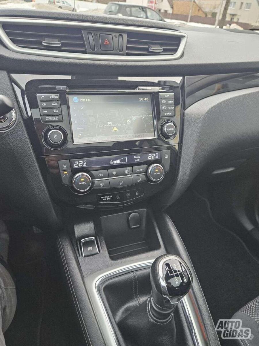 Brown Nissan Qashqai 2014 in Siauliai, with an engine capacity of 1.20 L and mileage of 176 thousand km for 7950 €, photo 18 on AUTOMOTO.COM.LV