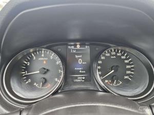 Brown Nissan Qashqai 2014 in Siauliai, with an engine capacity of 1.20 L and mileage of 176 thousand km for 7950 €, photo 25 on AUTOMOTO.COM.LV