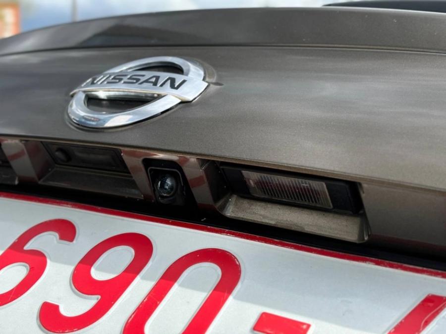 Brown Nissan Qashqai 2014 in Riga, with an engine capacity of 1.60 L and mileage of 179 thousand km for 11999 €, photo 12 on AUTOMOTO.COM.LV
