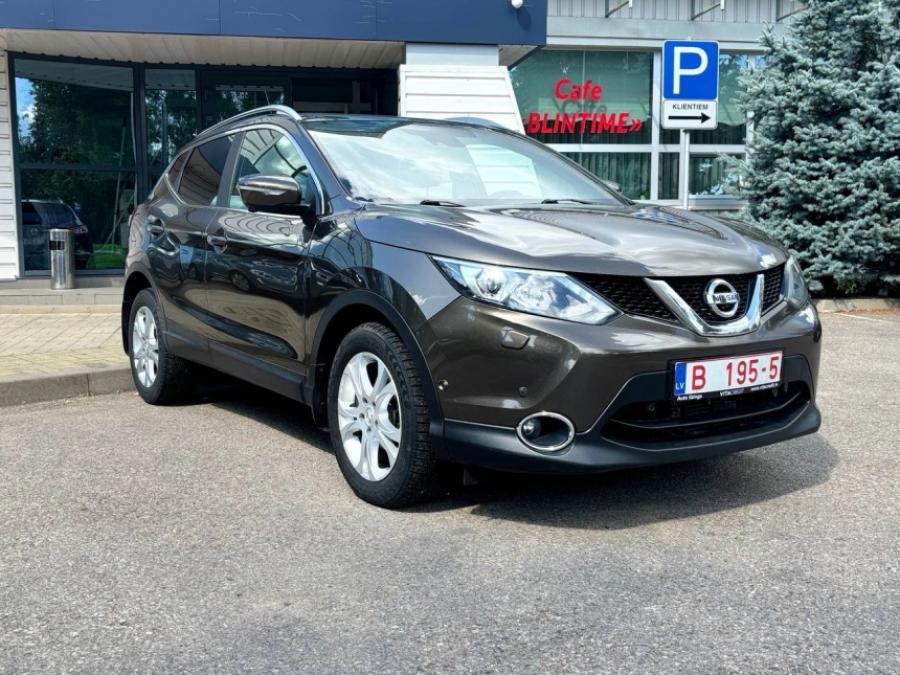 Brown Nissan Qashqai 2014 in Riga, with an engine capacity of 1.60 L and mileage of 179 thousand km for 11999 €, photo 23 on AUTOMOTO.COM.LV