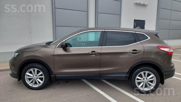 Brown Nissan Qashqai 2014 in Riga, with an engine capacity of 1.60 L and mileage of 0 thousand km for 6800 €, photo 10 on AUTOMOTO.COM.LV