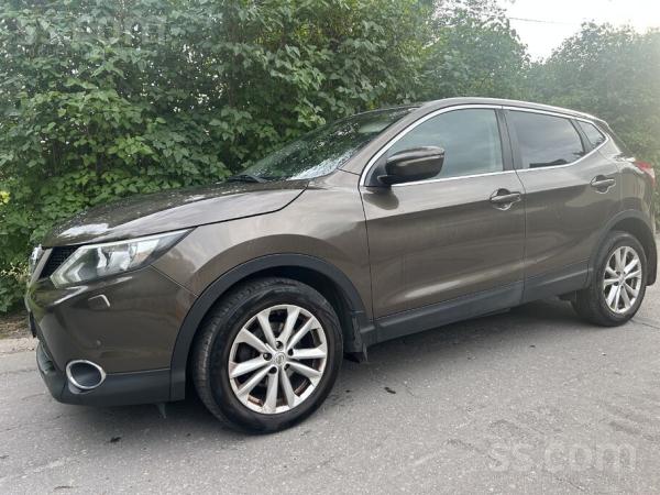 Brown Nissan Qashqai 2014 in Riga, with an engine capacity of 1.20 L and mileage of 163 thousand km for 8000 €, photo 2 on AUTOMOTO.COM.LV