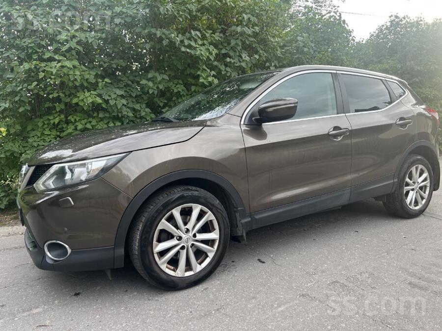 Brown Nissan Qashqai 2014 in Riga, with an engine capacity of 1.20 L and mileage of 163 thousand km for 8000 €, photo 3 on AUTOMOTO.COM.LV
