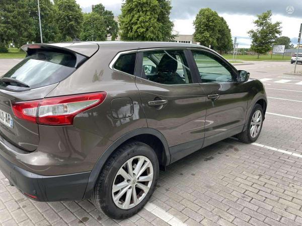 Brūns Nissan Qashqai 2014 Tauragė, ar dzinēja tilpumu 1.20 L un nobraukumu 142 tūkst. km par 5650 €, foto 4 vietnē AUTOMOTO.COM.LV