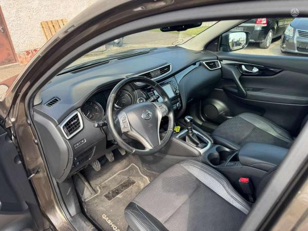 Brūns Nissan Qashqai 2014 Jurbarkas, ar dzinēja tilpumu 1.46 L un nobraukumu 275 tūkst. km par 7950 €, foto 9 vietnē AUTOMOTO.COM.LV