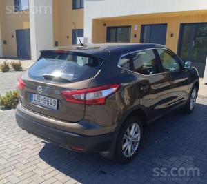 Brūns Nissan Qashqai 2014 Rīga, ar dzinēja tilpumu 1.20 L un nobraukumu 102 tūkst. km par 7500 €, foto 4 vietnē AUTOMOTO.COM.LV