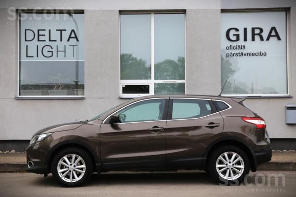 Brown Nissan Qashqai 2014 in Riga, with an engine capacity of 1.20 L and mileage of 123 thousand km for 7495 €, photo 2 on AUTOMOTO.COM.LV