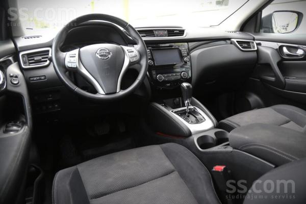 Brown Nissan Qashqai 2014 in Riga, with an engine capacity of 1.20 L and mileage of 123 thousand km for 7495 €, photo 9 on AUTOMOTO.COM.LV