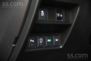 Brown Nissan Qashqai 2014 in Riga, with an engine capacity of 1.20 L and mileage of 123 thousand km for 7495 €, photo 17 on AUTOMOTO.COM.LV