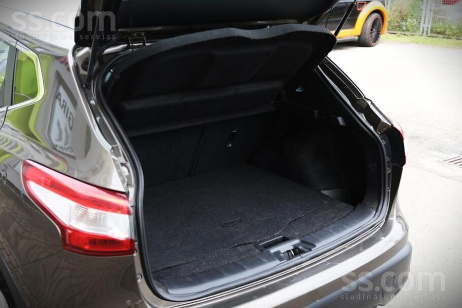 Brown Nissan Qashqai 2014 in Riga, with an engine capacity of 1.20 L and mileage of 123 thousand km for 7495 €, photo 21 on AUTOMOTO.COM.LV
