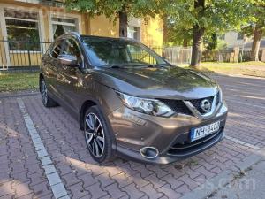 Brūns Nissan Qashqai 2014 Jēkabpils, ar dzinēja tilpumu 1.60 L un nobraukumu 341 tūkst. km par 5100 €, foto  vietnē AUTOMOTO.COM.LV