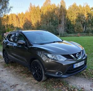 Brown Nissan Qashqai 2014 in Kuldiga, with an engine capacity of 1.60 L and mileage of 210 thousand km for 10000 €, photo 5 on AUTOMOTO.COM.LV